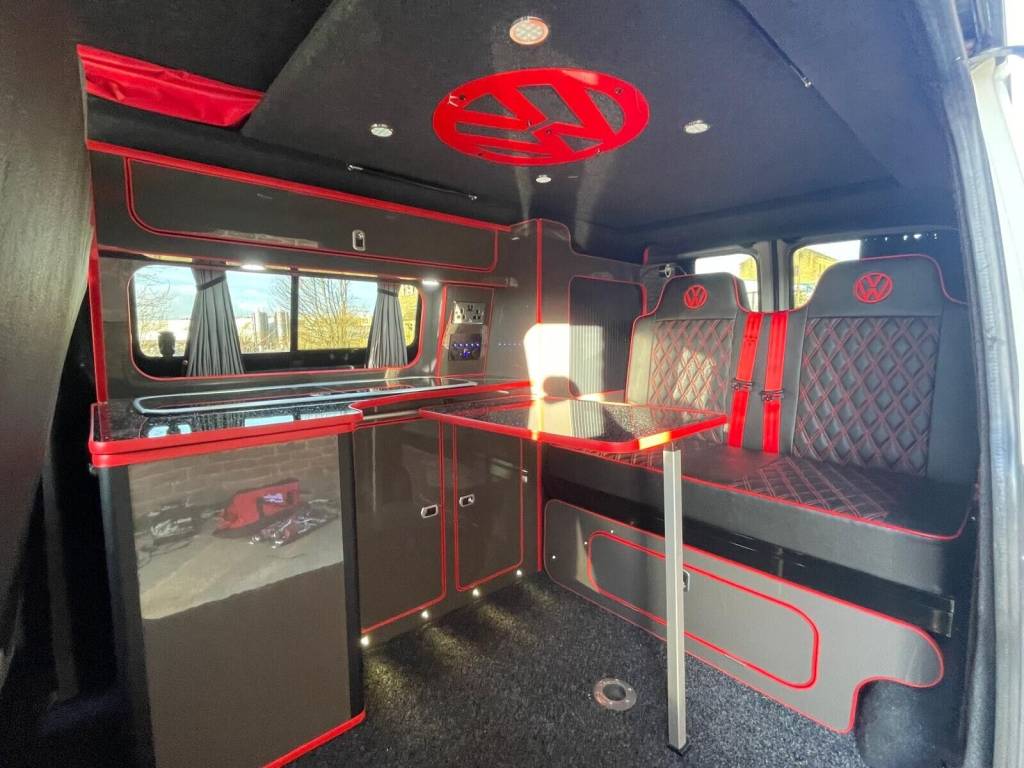 Lusso Campers - VW T5/T6 SWB Assembled Furniture Kit & Rock & Roll Bed ...