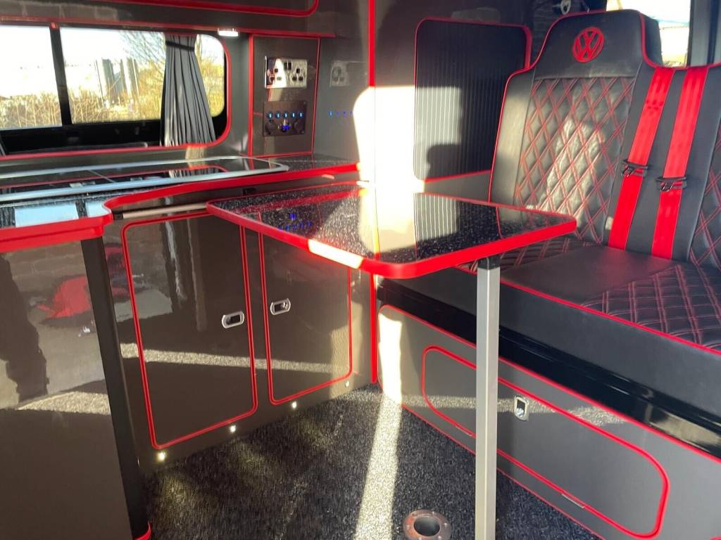 Lusso Campers - VW T5/T6 SWB Assembled Furniture Kit & Rock & Roll Bed ...