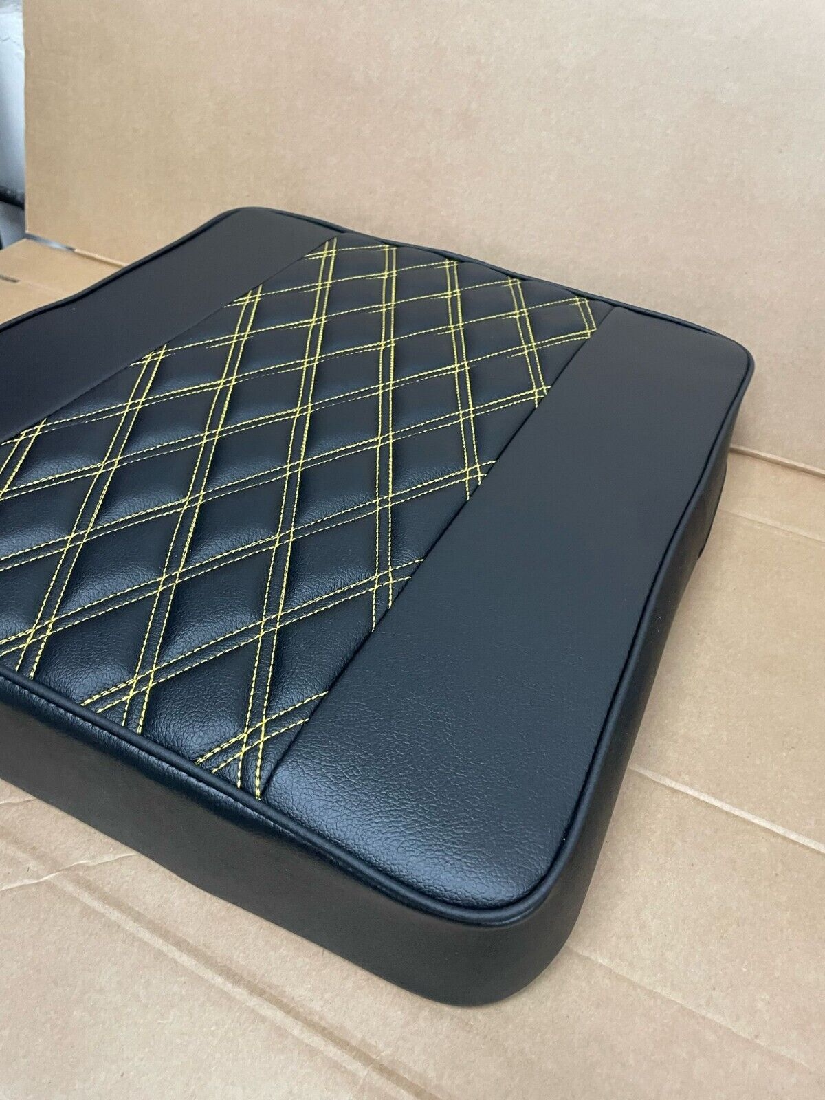 Potti Cushion for Thetford Porta Potti Box (47cm x 50cm) Double Diamond ...