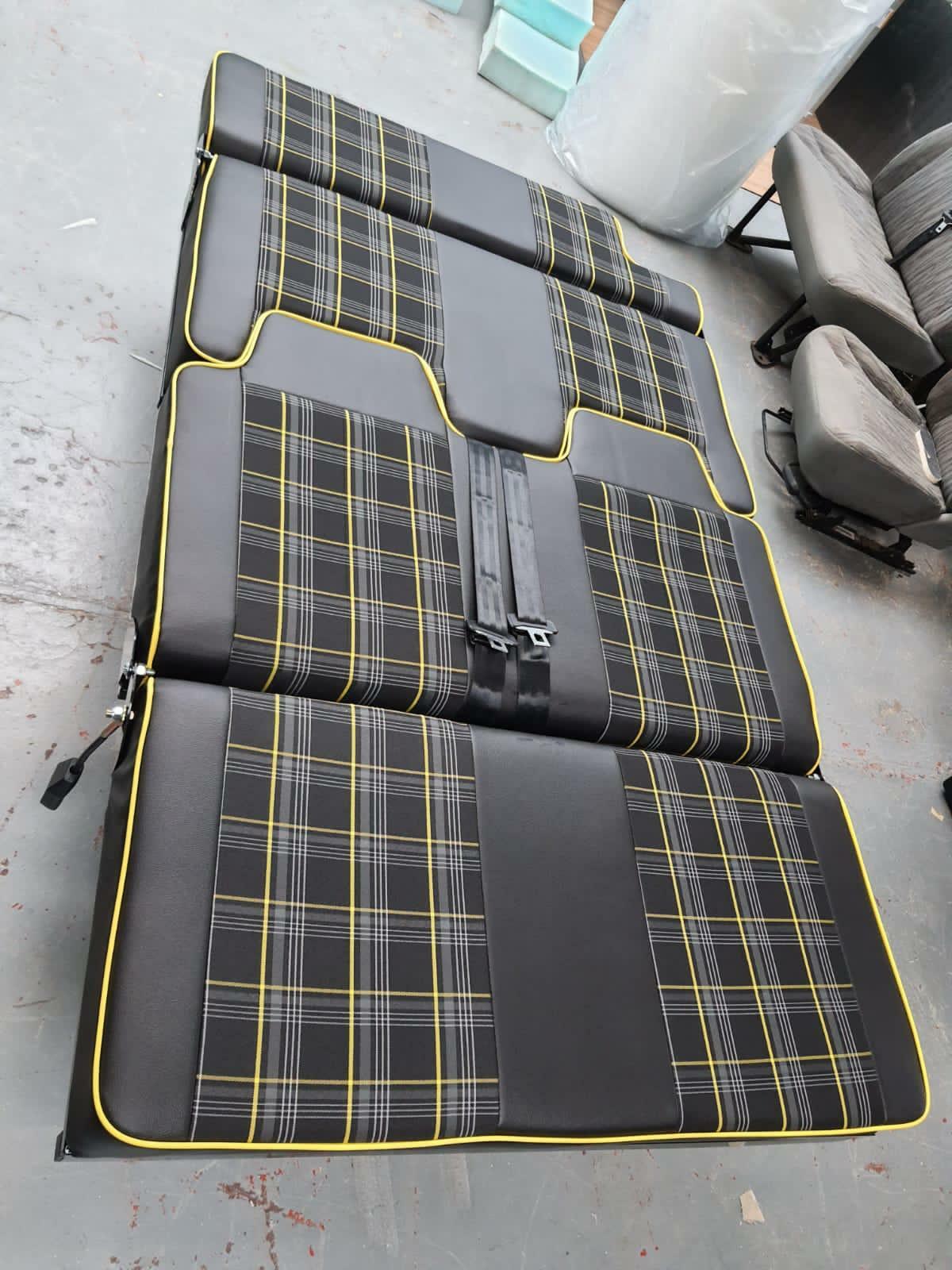 Rock & Roll Bed VW T4 T5 T6 Transit Vivaro Trafic Seatbelts Gas Strut ...
