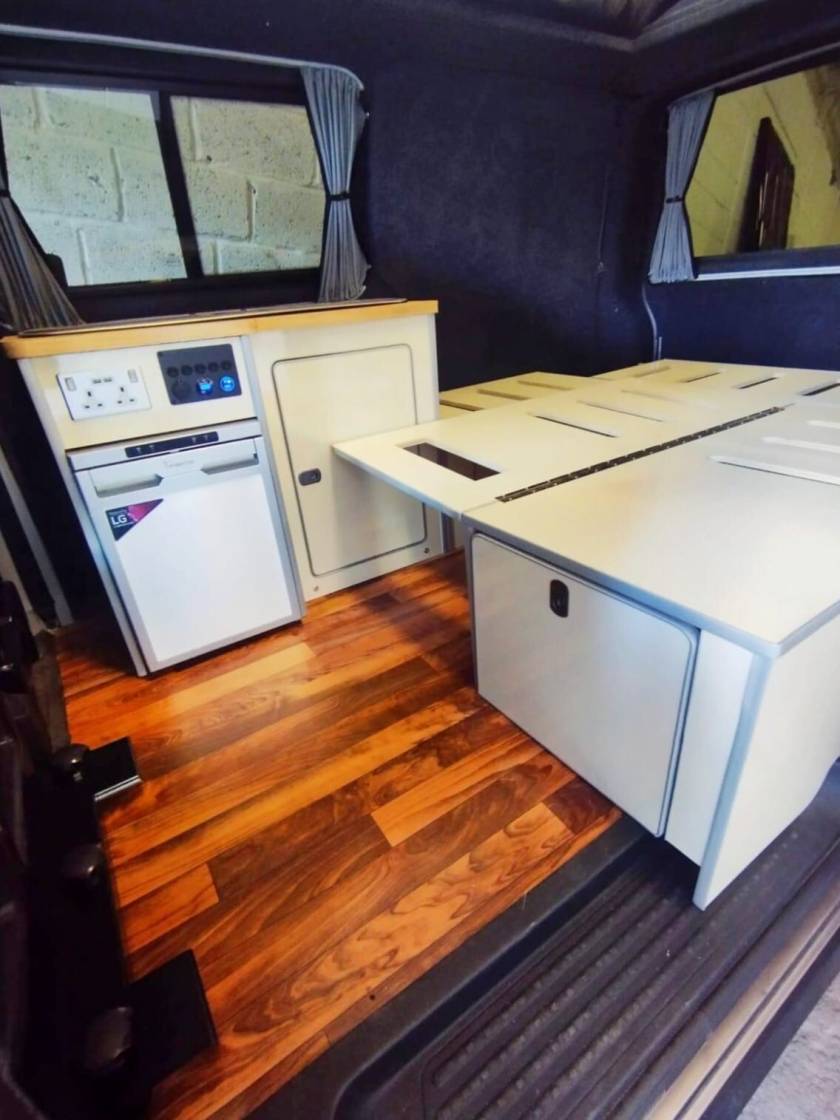 U Shaped Assembled T5/T6 SWB Furniture Campervan Unit motorhome ...