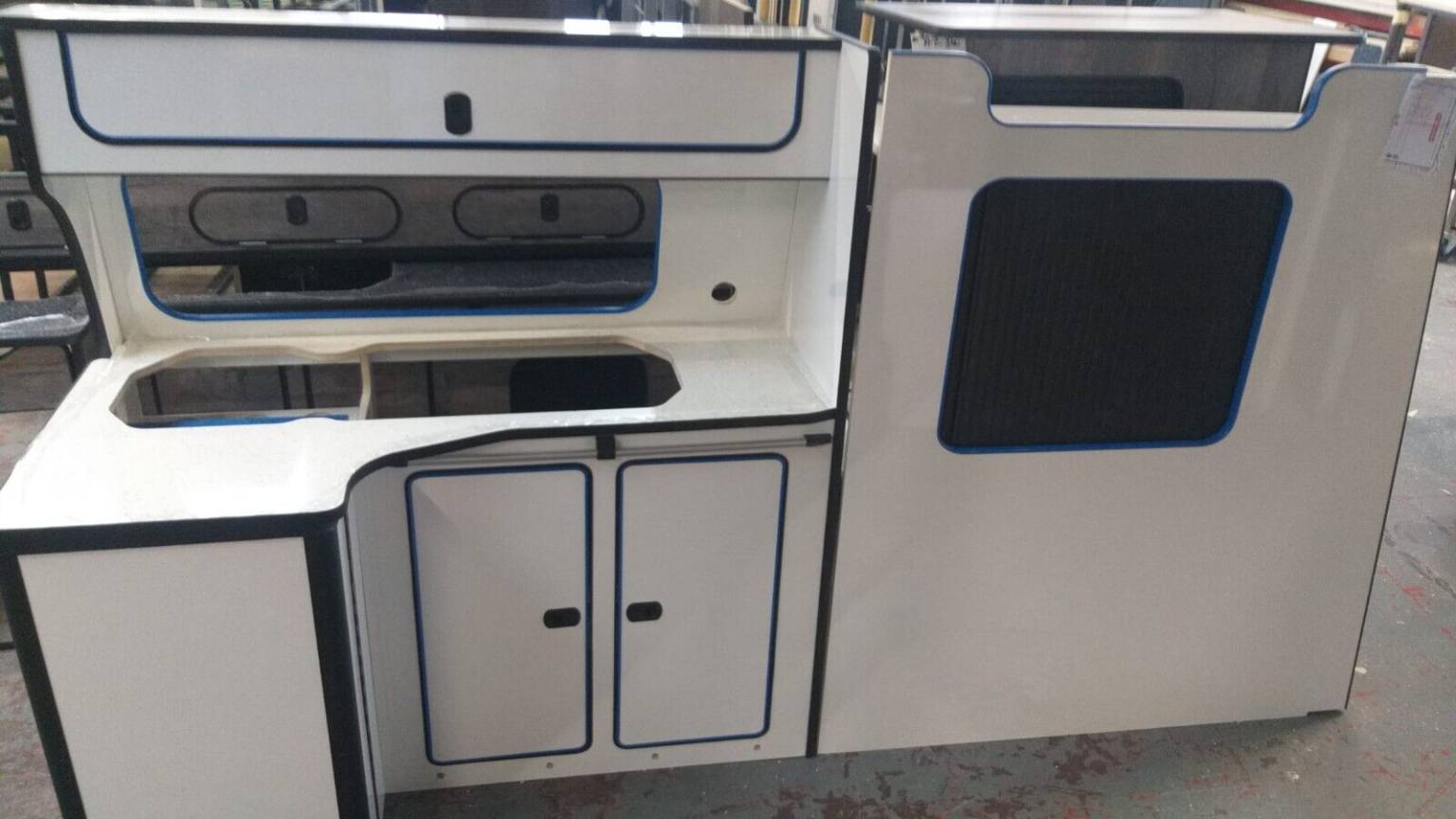VW T5/T6 transporter SWB kitchen furnitu camper van motorh White Gloss ...